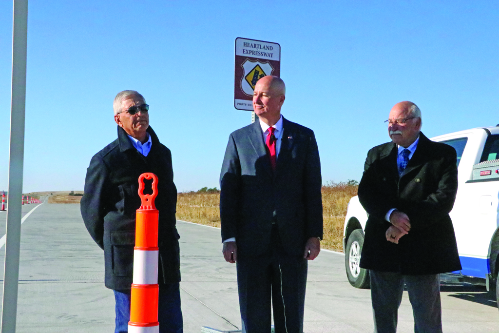 Gov. Ricketts, Officials Celebrate Expansion of Heartland Expressway ...